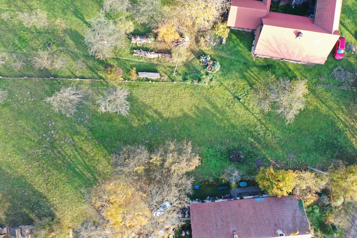 Prodej stavebního pozemku v Jehnědí - PRODÁNO | Michal Hrdina